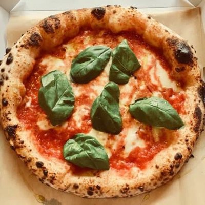 Authentic Neapolitan Pizza Recipe - Dinner Bestie