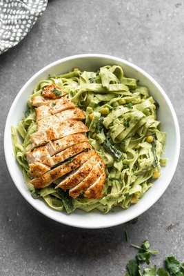 Creamy Roasted Poblano Pasta - Dinner Bestie