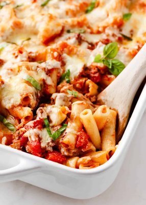 Easy Baked Ziti Recipe - Dinner Bestie