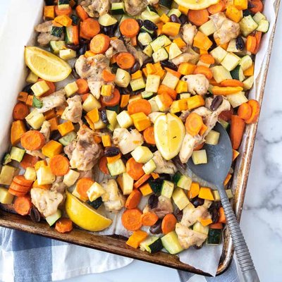 Sheet Pan Mediterranean Chicken and Veggies - Dinner Bestie