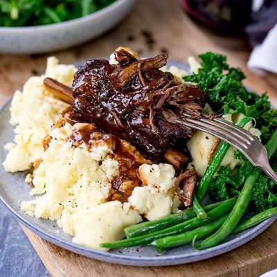 Slow Cooker Beef Short Ribs with Rich Gravy - Dinner Bestie